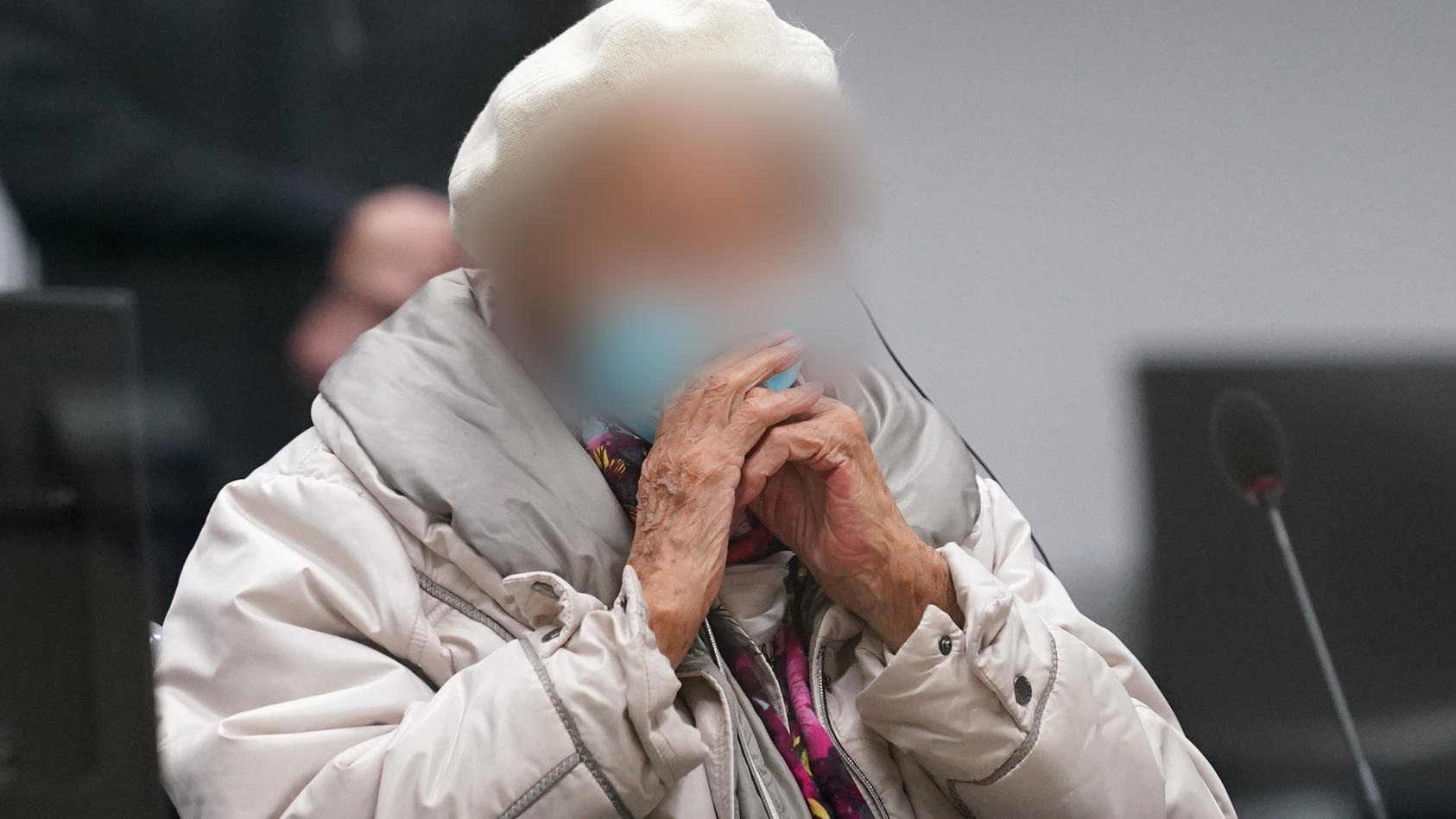 Stutthof-Prozess: Ehemalige KZ-Sekretärin Irmgard F. bricht endlich ihr ... Stutthof-Prozess: Ehemalige KZ-Sekretärin Irmgard F. bricht endlich ihr ...