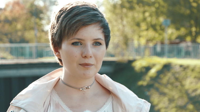 Youtube-Star Sandra Tyson gewinnt den Kampf gegen den Krebs