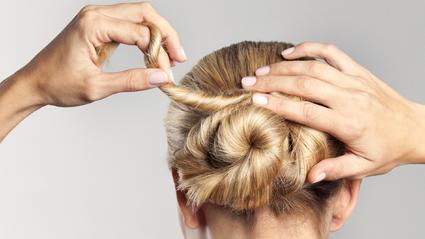 Dutt-Anleitung für drei verschiedene Varianten