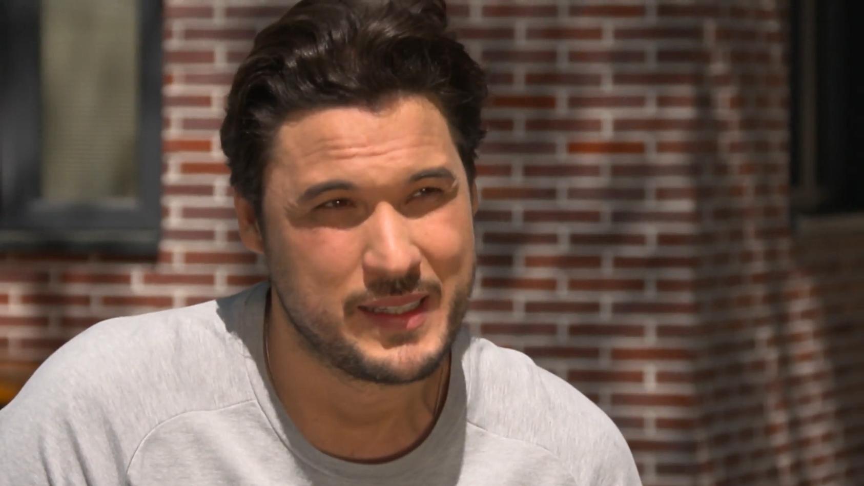 „Unter uns“-Star Alexander Milo wird wegen seiner Rolle angefeindet