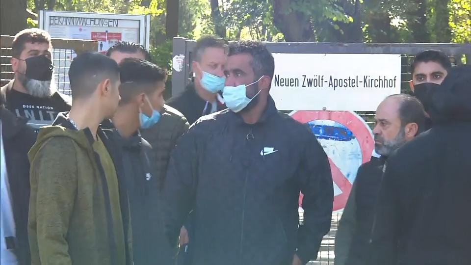 Fler & Issa Remmo erweisen Mutter von Clan-Chef Abou-Chaker letzte Ehre ...