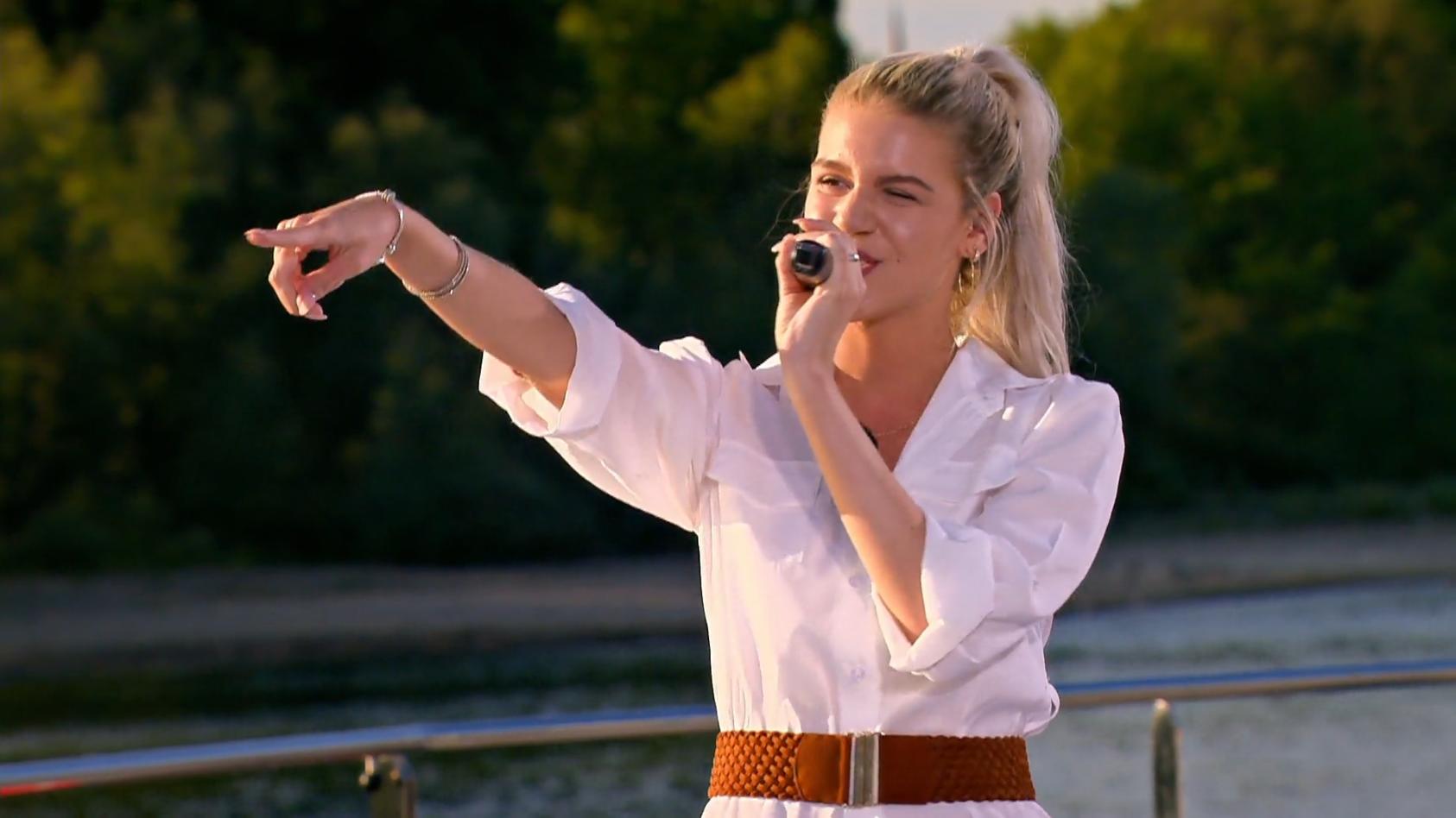 DSDS 2021: Pia-Sophie Remmel singt fast genau so wie Helene Fischer ...