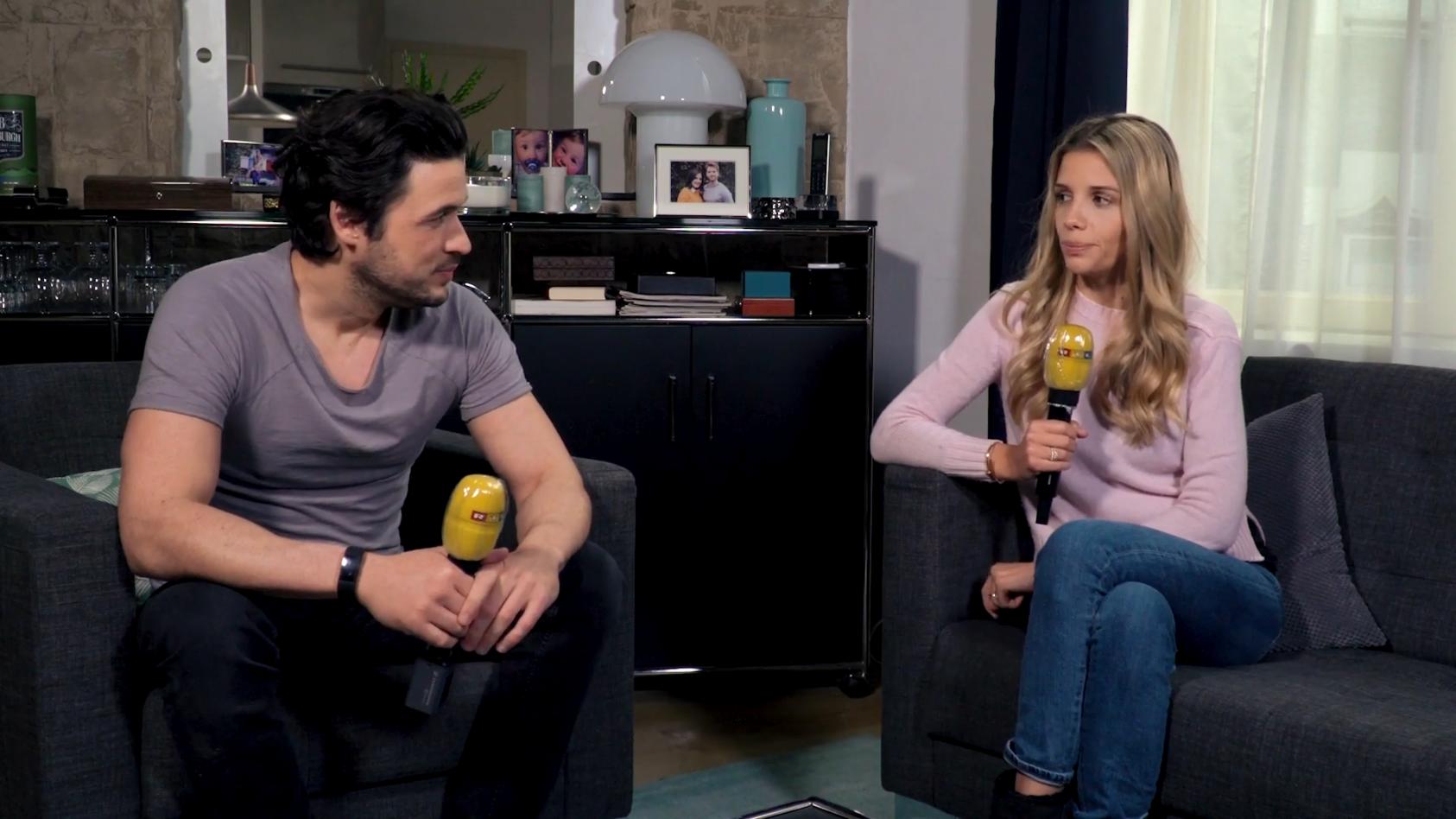 Unter uns: Neue Liebesgeschichte - kommen Jakob & Moni zusammen?