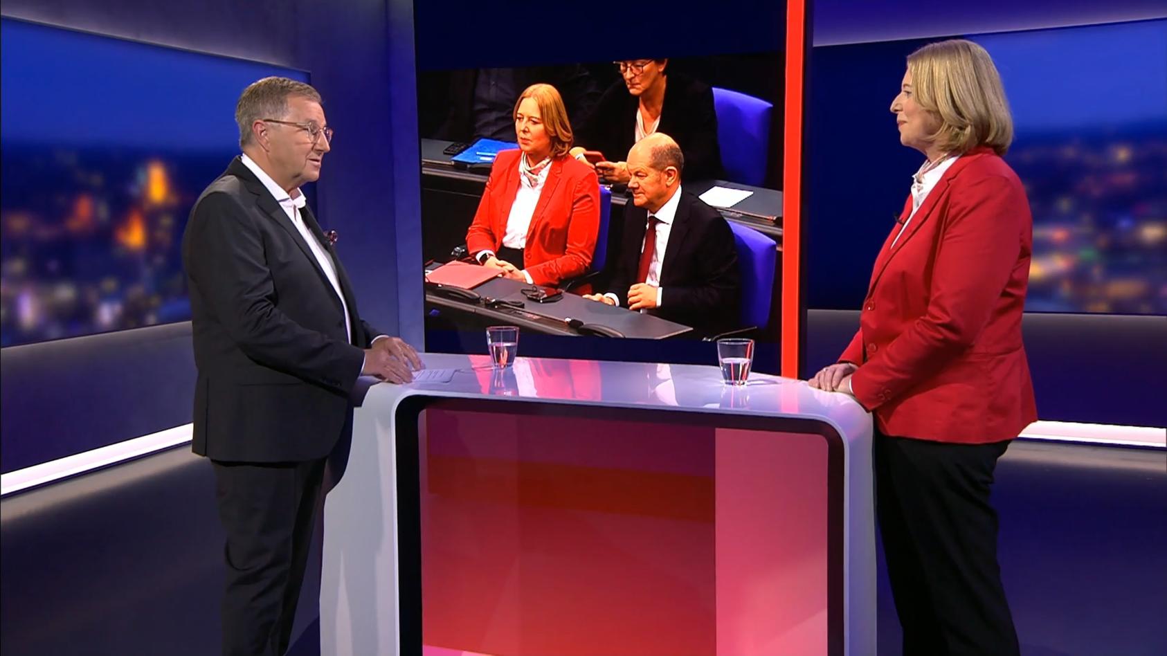 Interview bei "RTL Direkt": Bundestagspräsidentin Bärbel Bas will anderen Frauen Mut machen