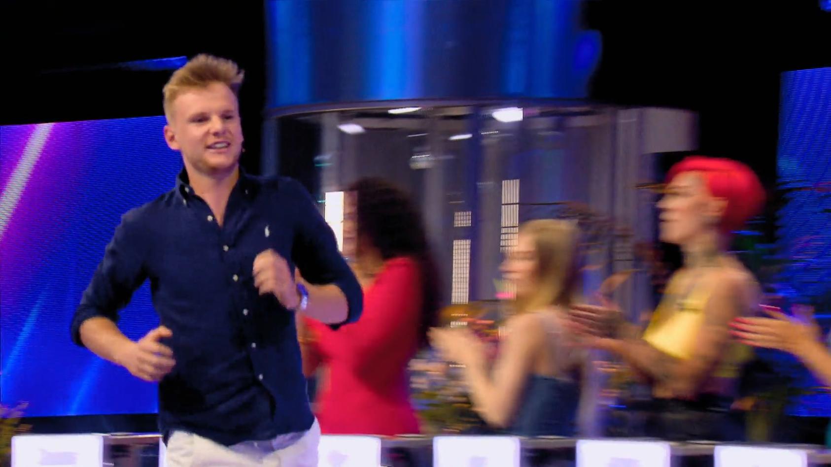 "Take Me Out XXL": Hui! So schnell ist auch noch niemand an den Ladys ...