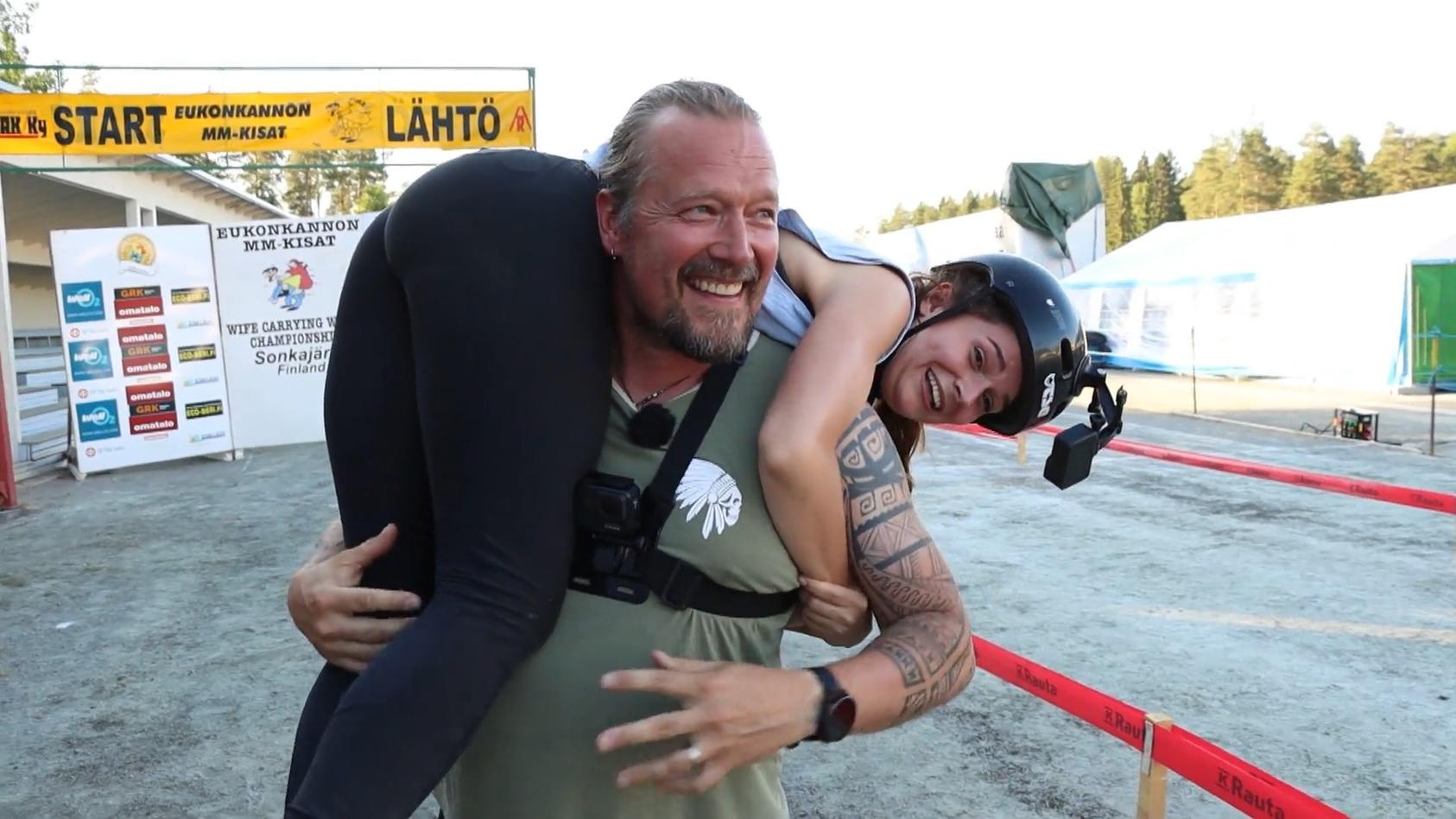 Frauentragen-WM in Finnland: Großer Spaß - oder sexistisch?