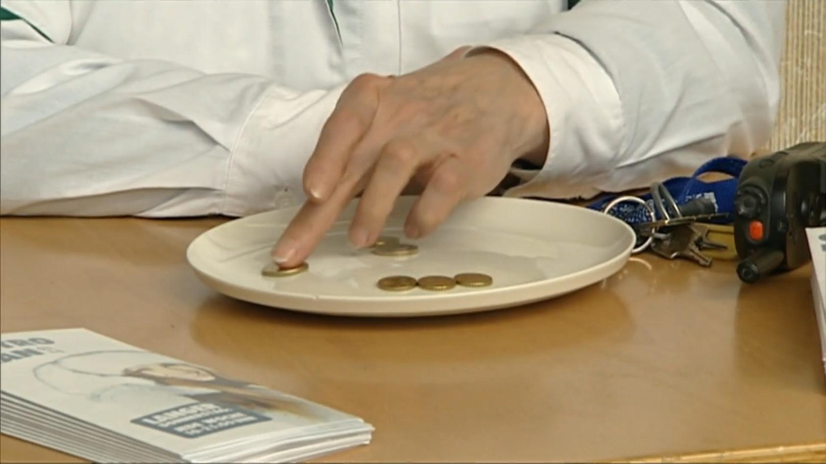 49-Jährige wegen Millionenbetrug mit Klo-Geld angeklagt