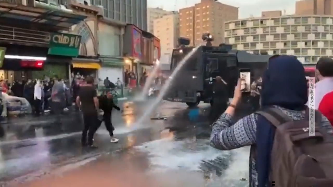 Nach Tod durch Polizeikugeln: Wird Hadis Najafi zum Symbol für die ...