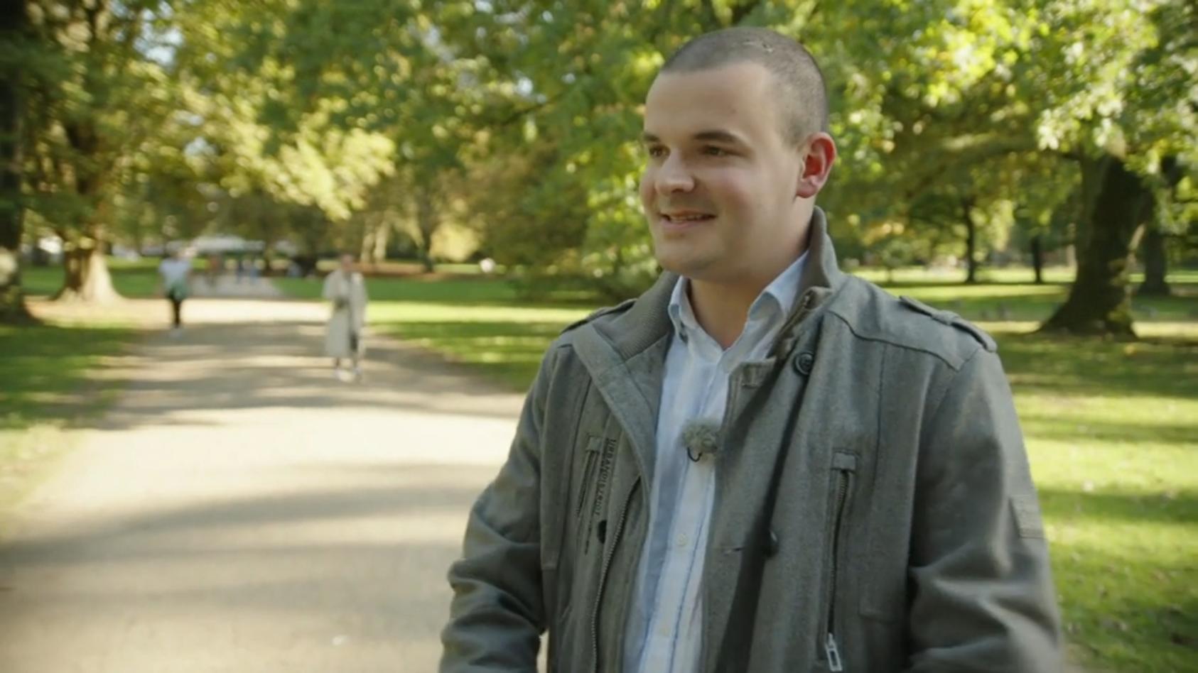 Hirn-OP wegen Tourette: "Gewitter im Kopf"-Jan startet in sein neues Leben