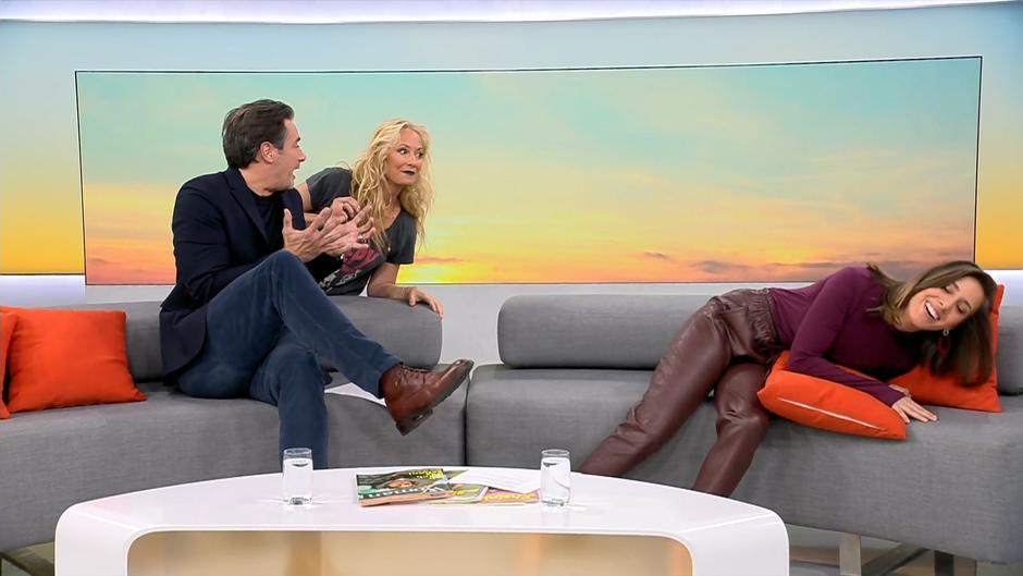 Halloween-Schocker! Angela Finger-Erben erschreckt „Punkt 6“-Team