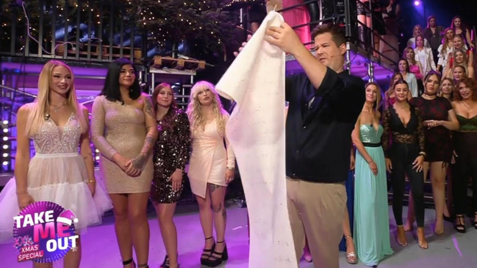 Take Me Out XMas-Special: Weihnachtswunder gesucht! Chris Tall sorgt ...