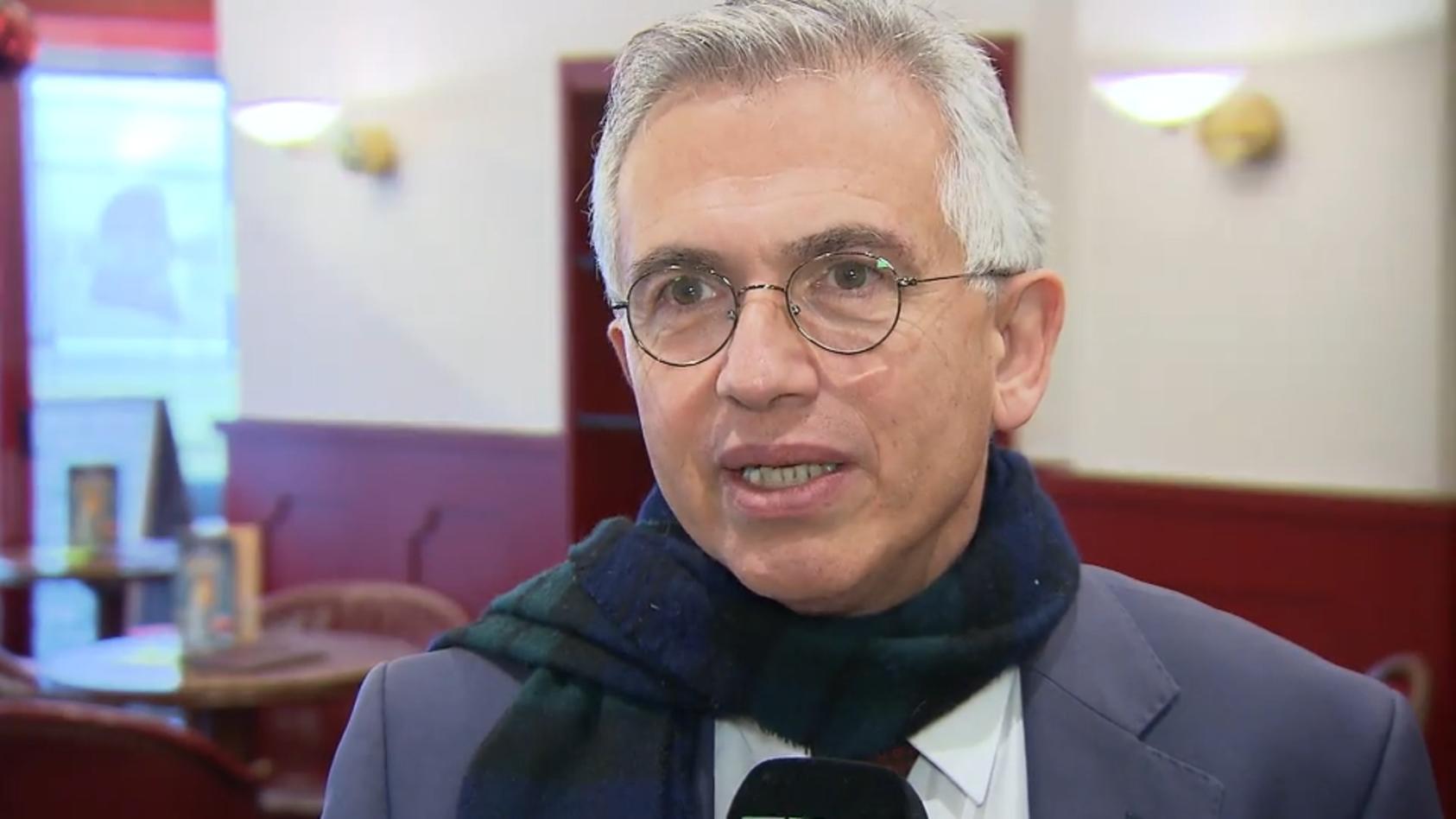 Skandal-Ex-Oberbürgermeister Peter Feldmann veröffentlicht Autobiografie