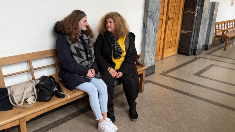 Ex-Freund soll Carina S. (17) aus Iserlohn erwürgt und angezündet haben ...