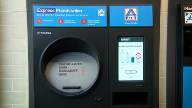 Pfand-Revolution im Supermarkt: Neuer Pfandautomat „Tomra R1“ könnte ...