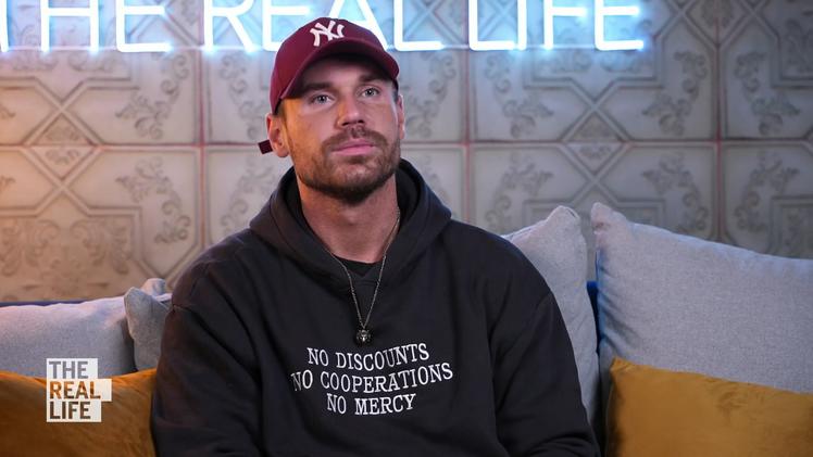 Chris Broy: Reality-Star ist geknickt - Ex Eva Benetatou nimmt Sohn ...