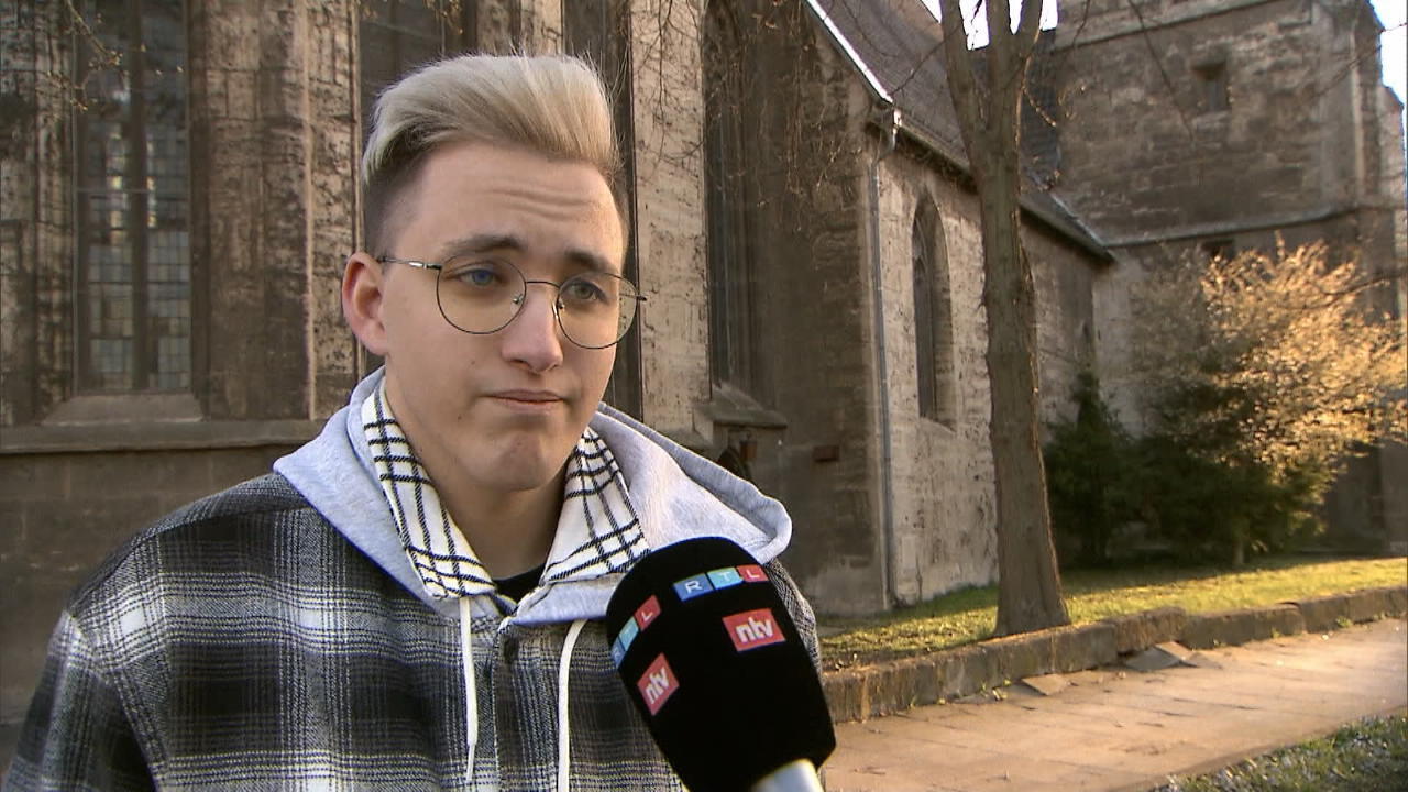 7 Tote nach Unfall in Thüringen: David (19) fuhr zufällig den Weg, auf ...