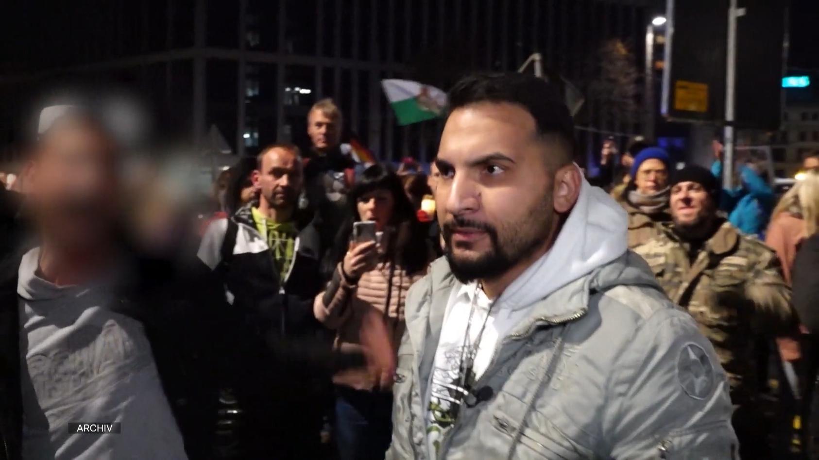 Türkei liefert Attila Hildmann nicht aus: Der Verschwörungstheoretiker ...