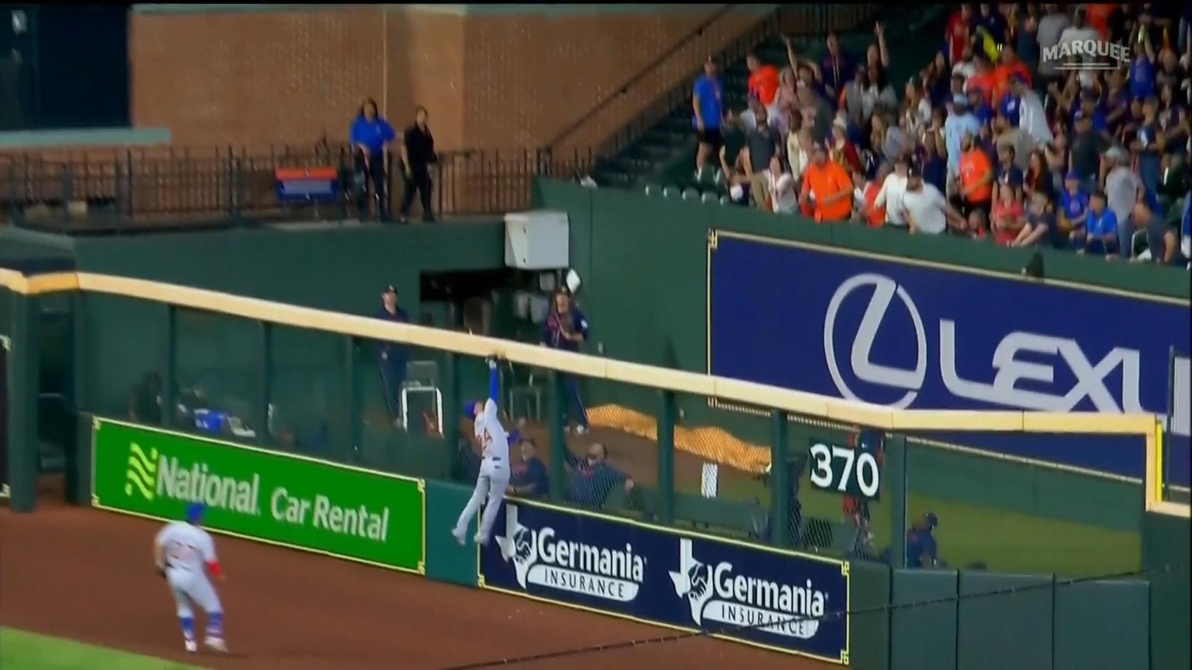 Baseball: Sensations-Fang in der MLB verhindert Home Run ...