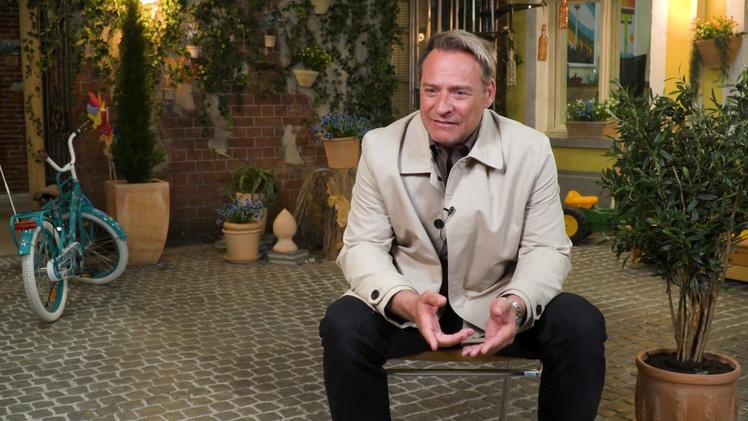 Unter uns: Afrika ruft! Kai Noll alias Rufus Sturm geht wieder auf Reisen