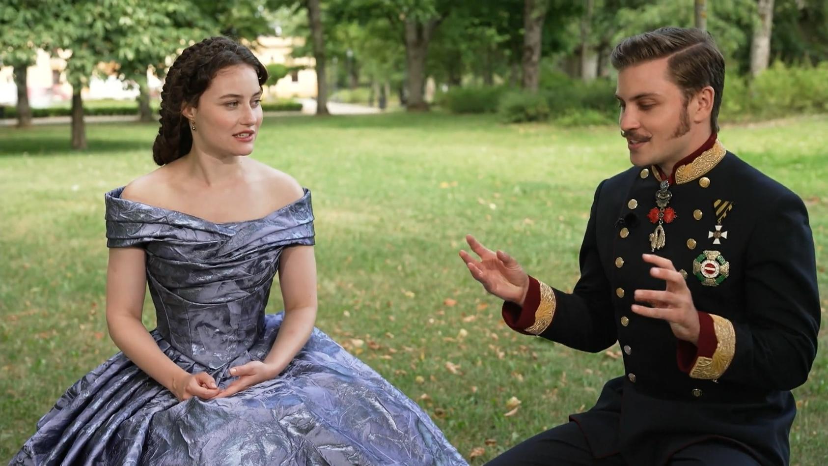 Heiße Szenen am Strand bei den Dreharbeiten zu Sisi, Staffel 3