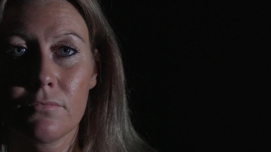Stalker fängt Felicia (33) beim Joggen ab und terrorisiert sie ...