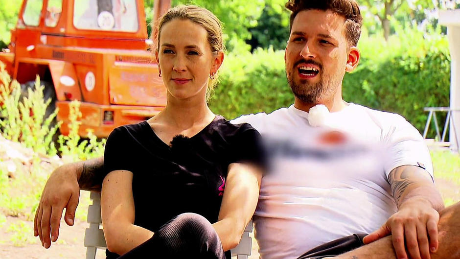 Die Schnäppchenhäuser - Promi-Spezial: Marco Cerullo und Christina Grass verraten ihre Babypläne