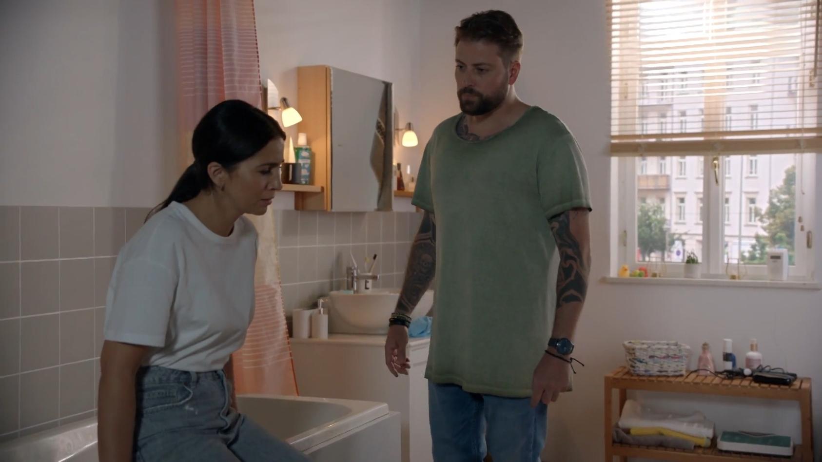 GZSZ heute im TV: Kann Laura John den Seitensprung verzeihen?