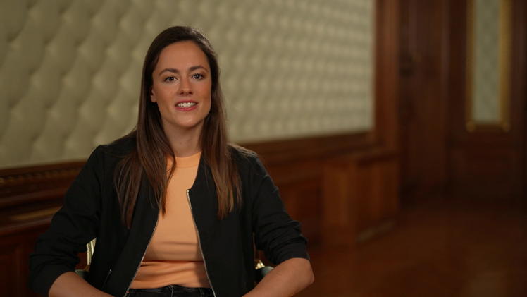 „Die Verräter“ bei RTL: Ex-„Princess Charming“ Irina Schlauch schafft es als Loyale bis ins Finale