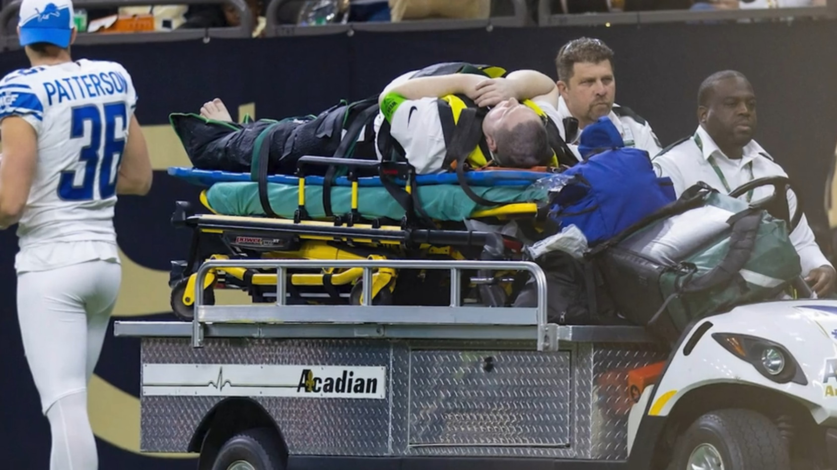 Horror-Szene: NFL-Profi rennt Schiri um - Beinbruch!