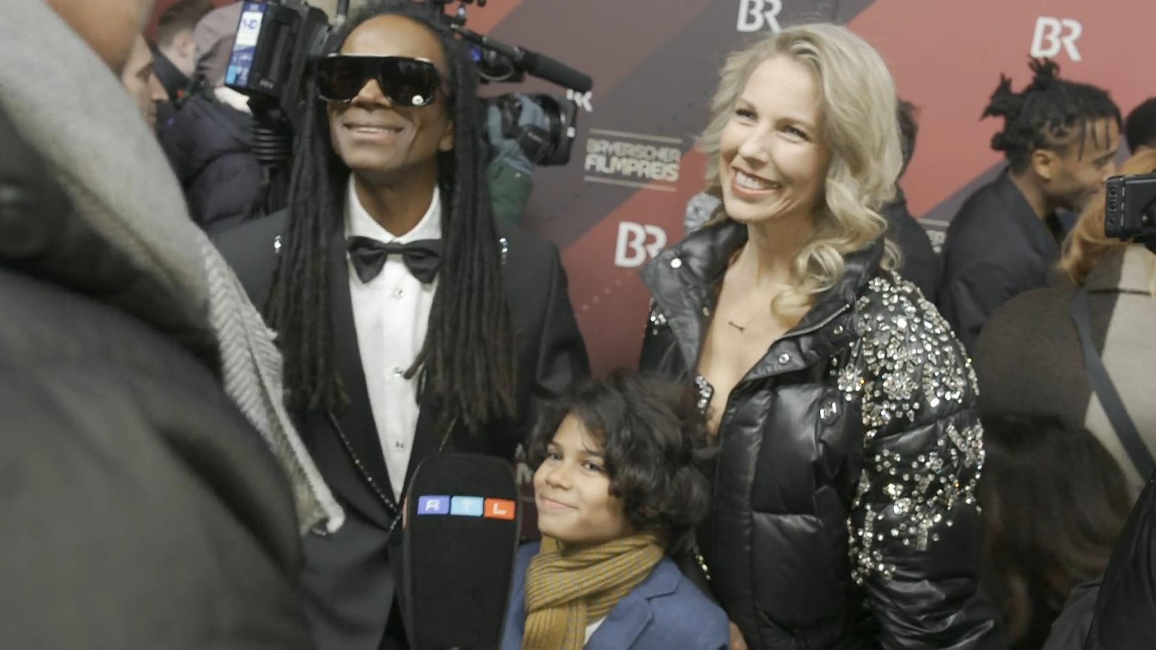 „Milli Vanilli“-Star Fab Morvan mit Sohn Sacha auf dem Roten Teppich