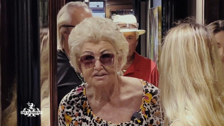 Die Geissens: Oma Margret nimmt Roberts Luxus-Yacht auseinander: „Hier ...