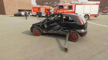 Deutschlands einzige Auto-Crash-Maschine